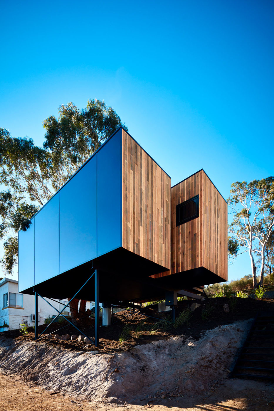 LEWISHAM POD HOUSE - Rhiannon Slatter